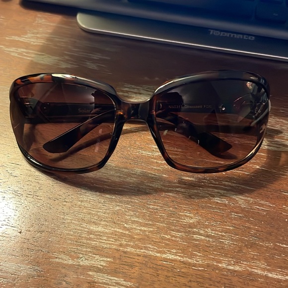 solar accents | Accessories | Solar Accents Ns37 Obsessed Fdg Brown ...